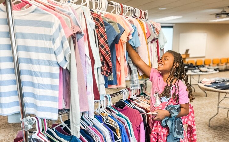 Love Your Neighbor outfits 800-plus students for school with dignity ...