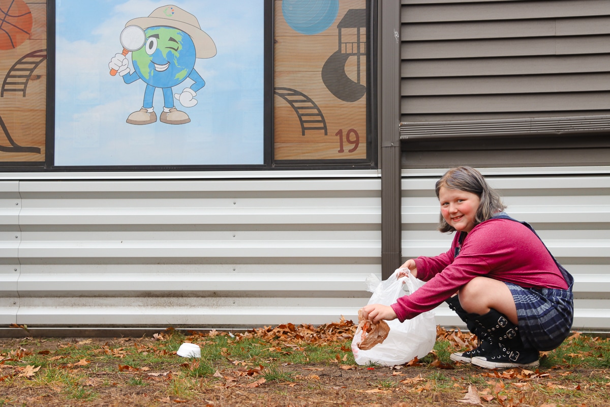 Sixth grader featured on Kelly Clarkson Show inspires community cleanup ...